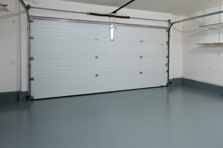 Epoxy vloercoating garage zelf aanbrengen - vanaf €8.50 per m2 - Decochip